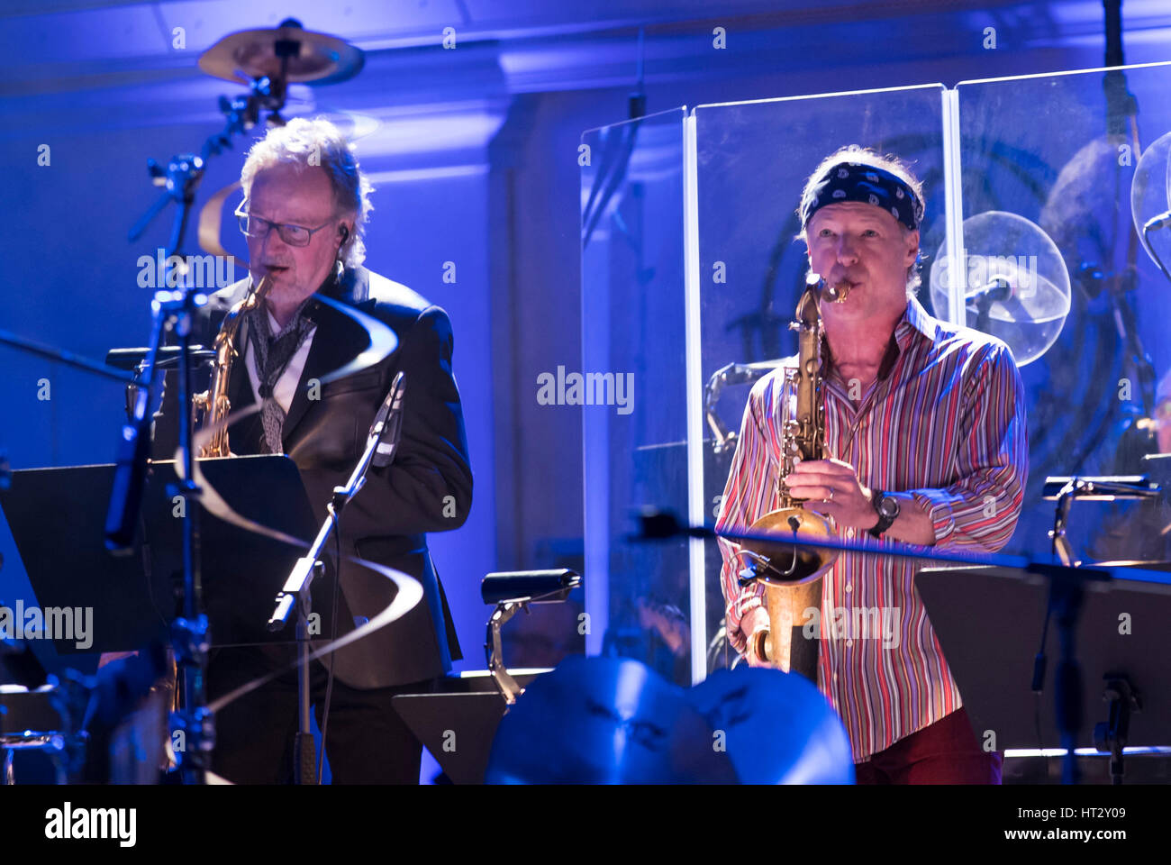 John helliwell supertramp hi-res stock photography and images - Alamy