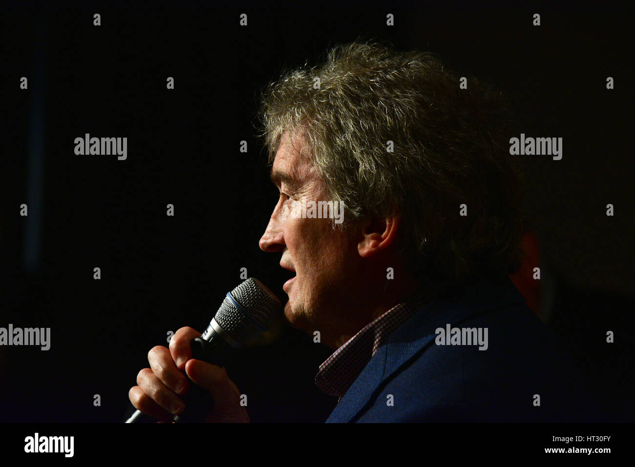Michael Commins pays tribute to Singer/Songwriter Gene Stuart during An ...