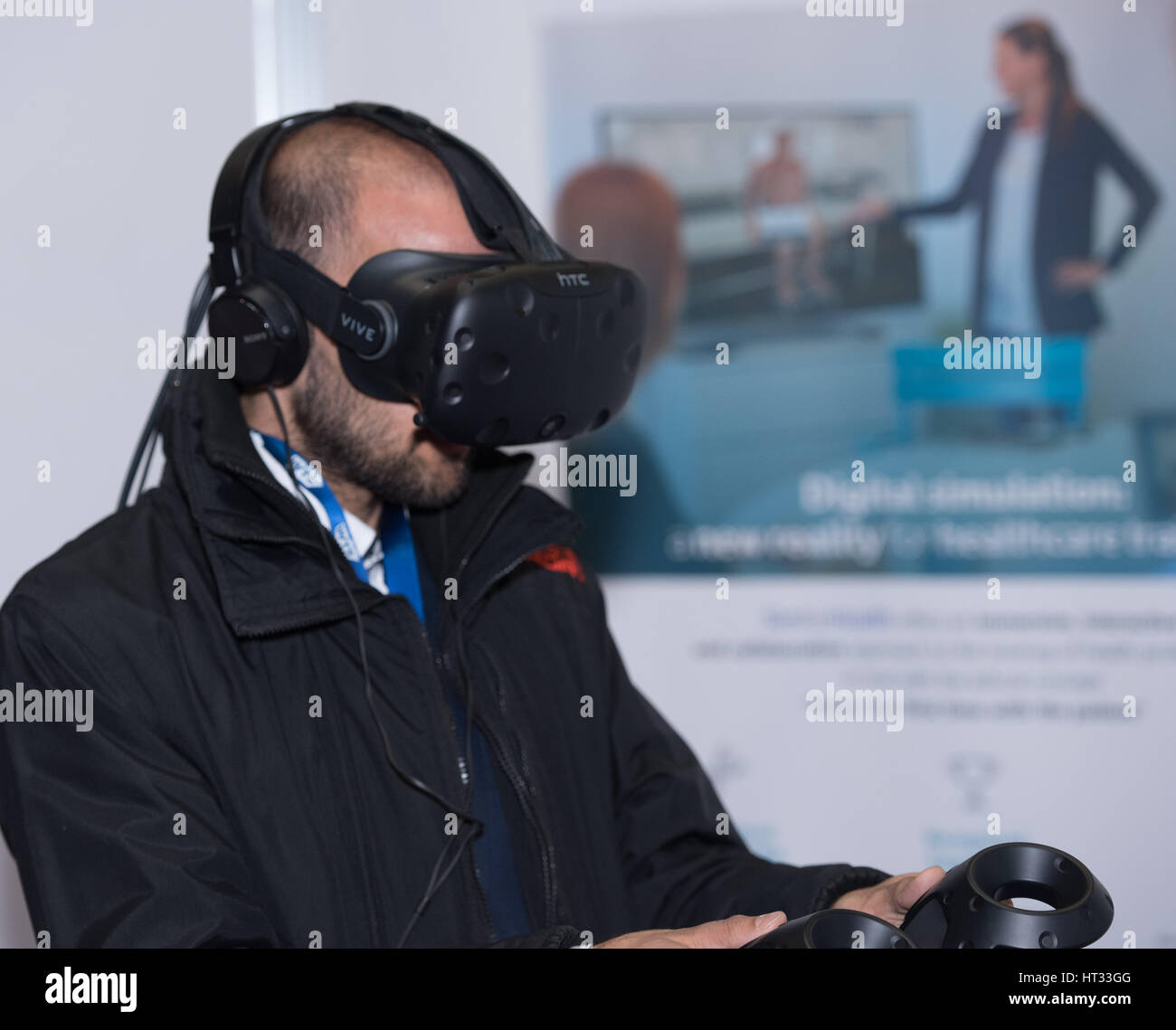 Wearable sensors hi-res stock photography and images - Alamy