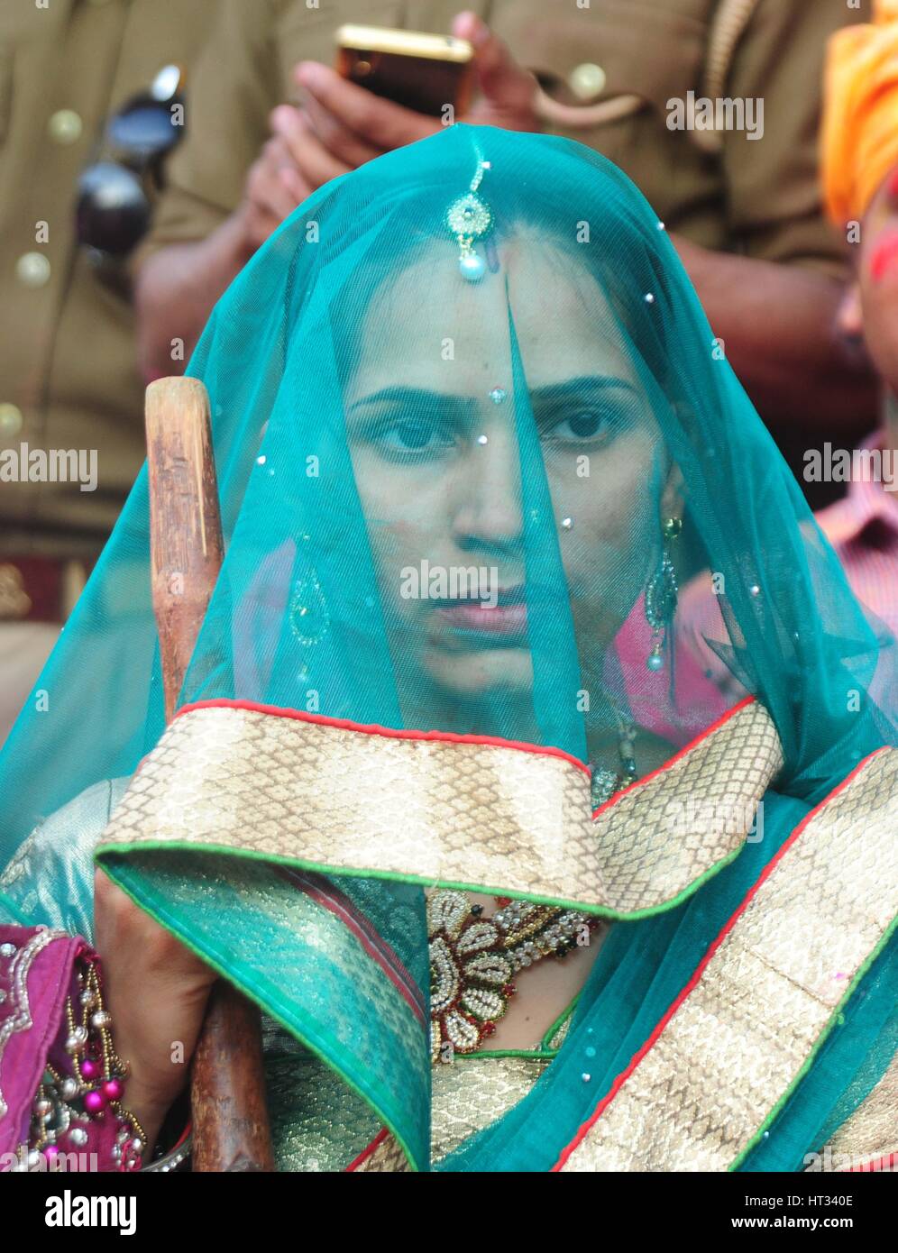 Mathura, Uttar Pradesh, India. 7th Mar, 2017. An Indian Hindu women ...