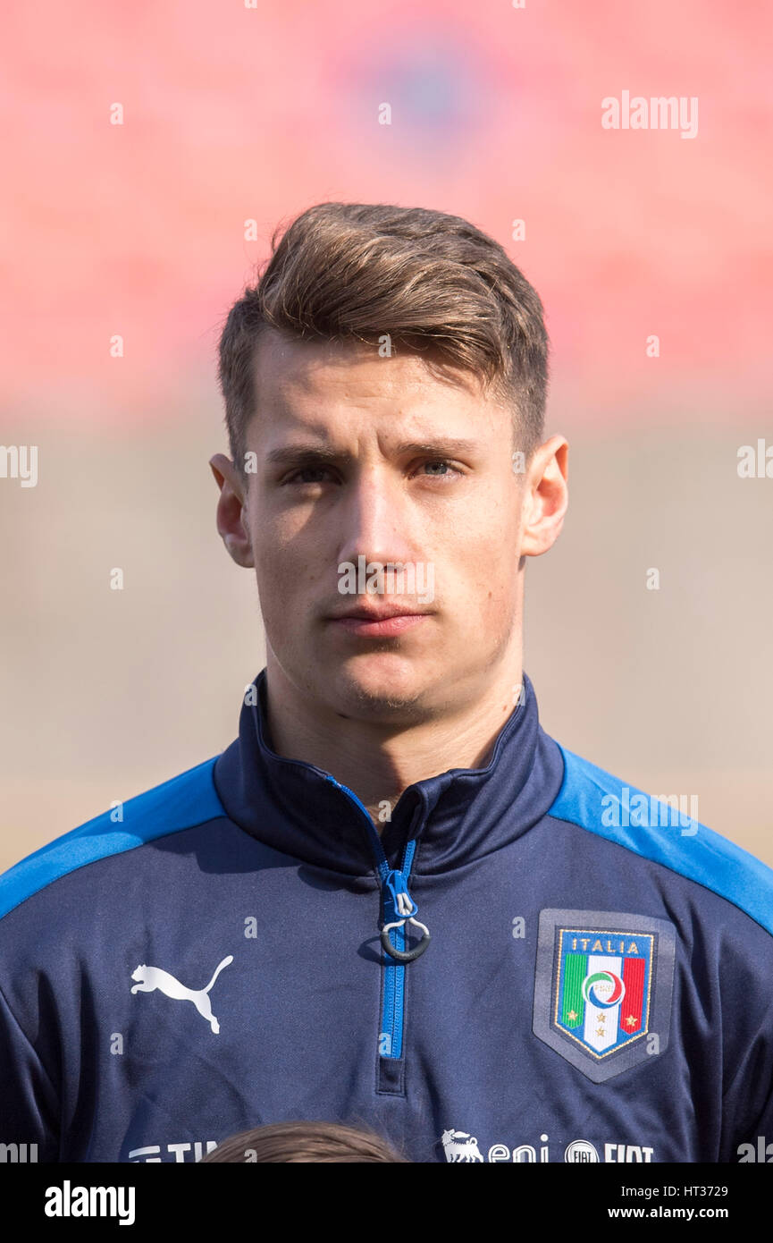 Andrea pinamonti of italy hi-res stock photography and images - Alamy
