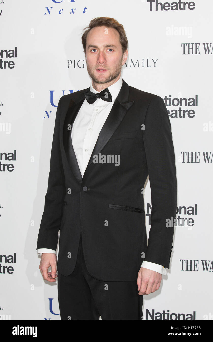 Oliver chris actor hi-res stock photography and images - Alamy