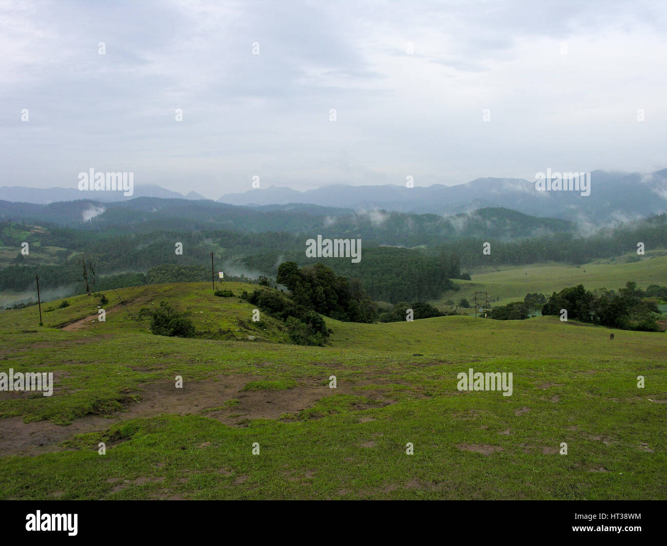 Ooty mountain peaks Stock Photo - Alamy