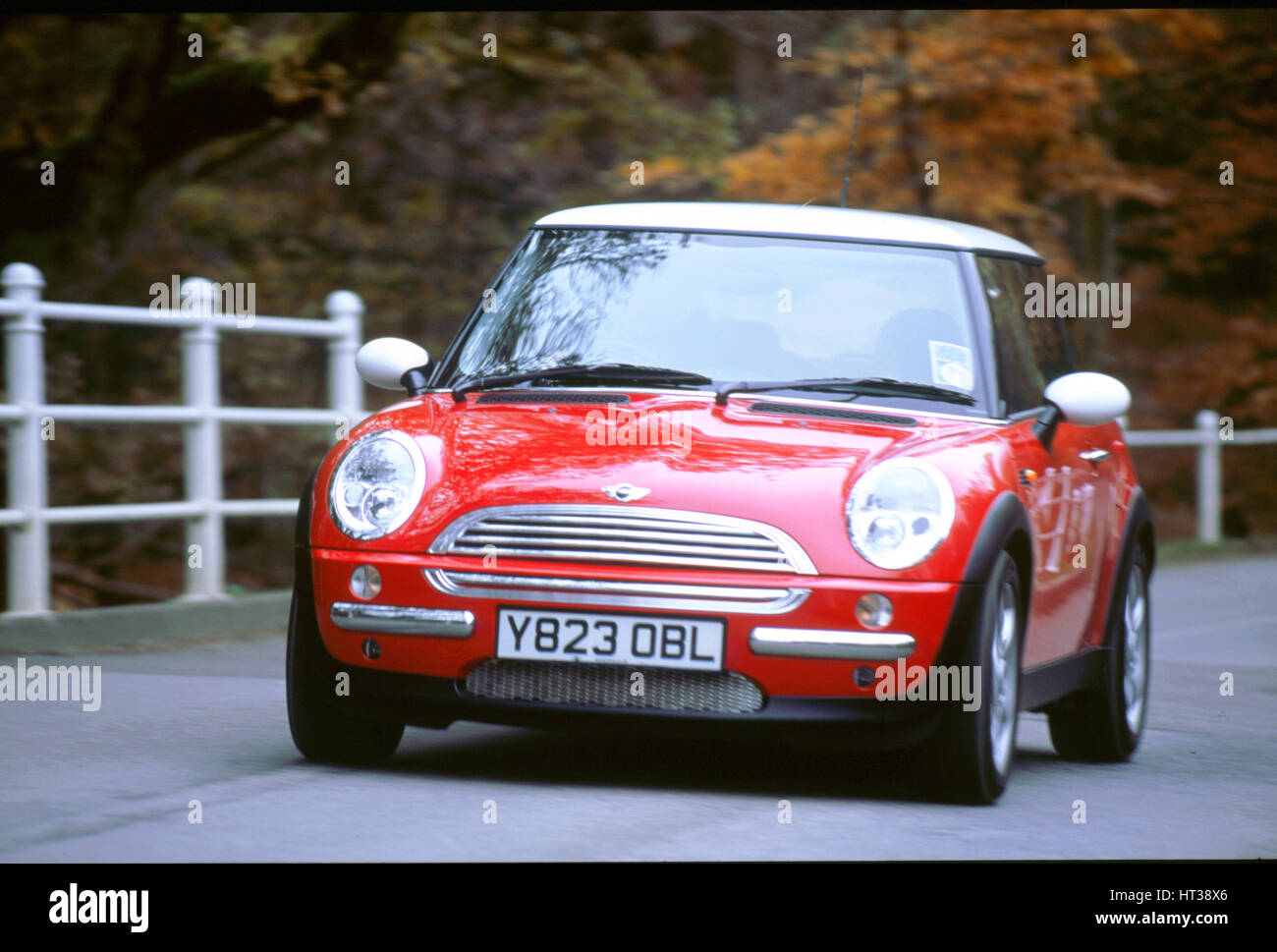 2001 mini cooper hi-res stock photography and images - Alamy