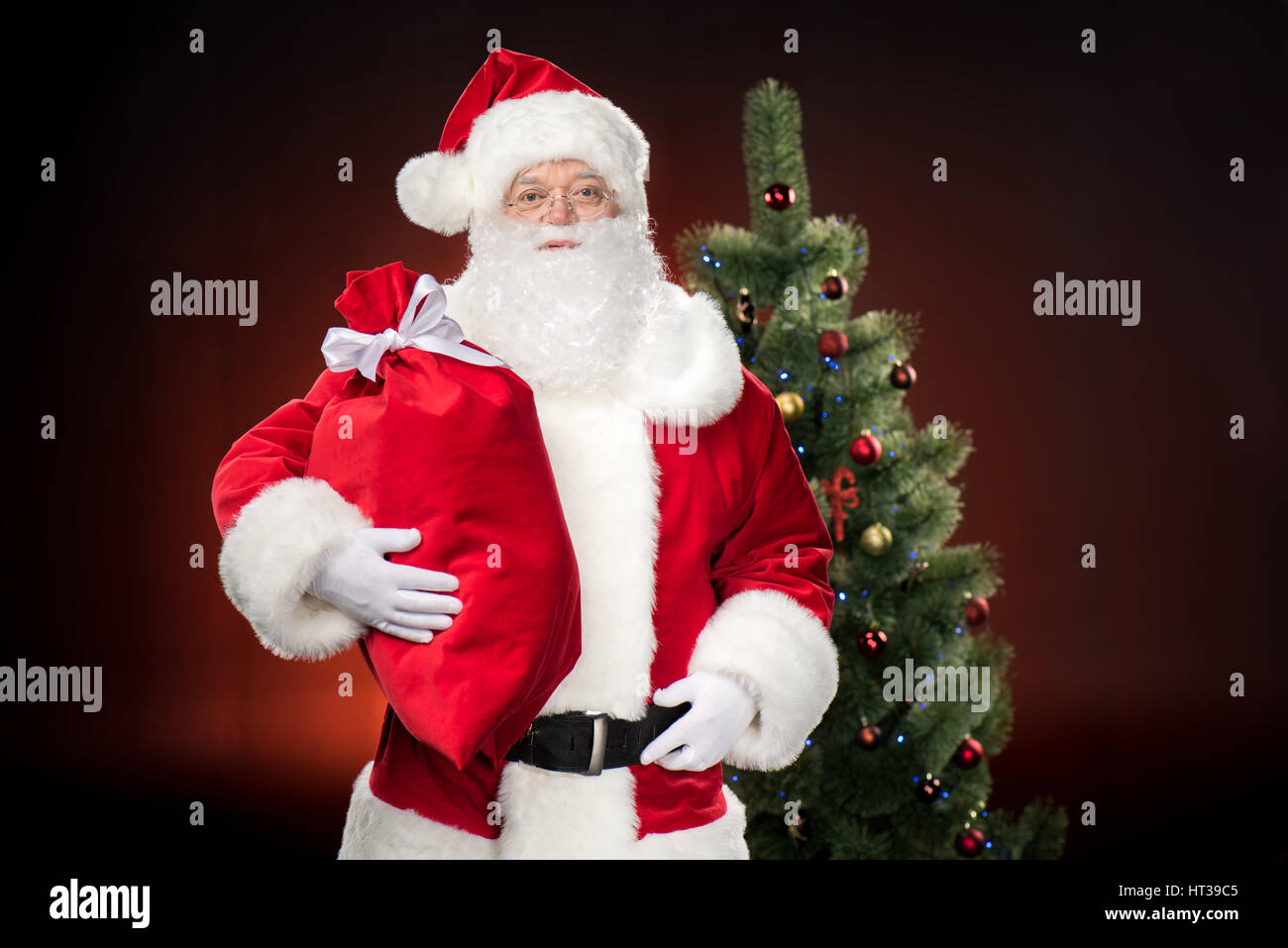 Santa claus standing hi-res stock photography and images - Alamy
