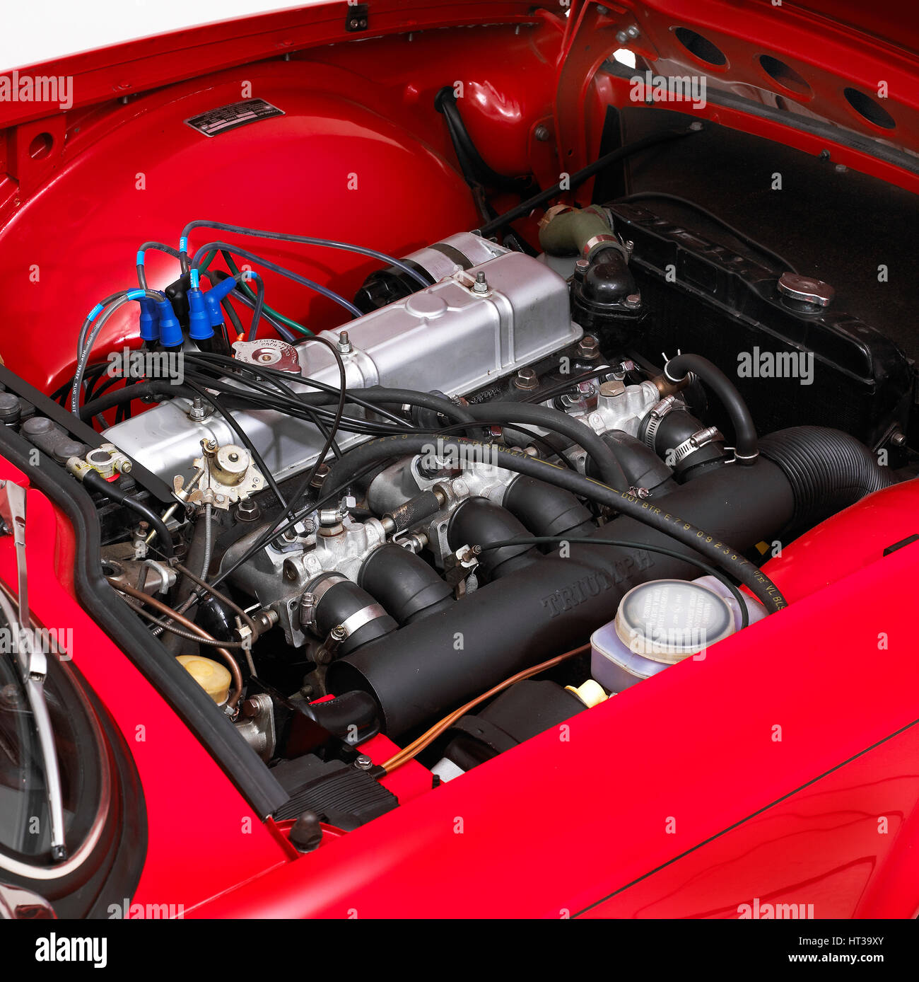 Engine bay triumph tr6 hi-res stock photography and images - Alamy