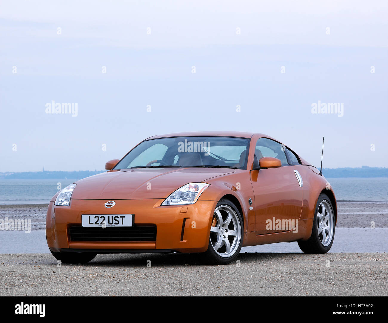 2004 nissan 350z hi-res stock photography and images - Alamy