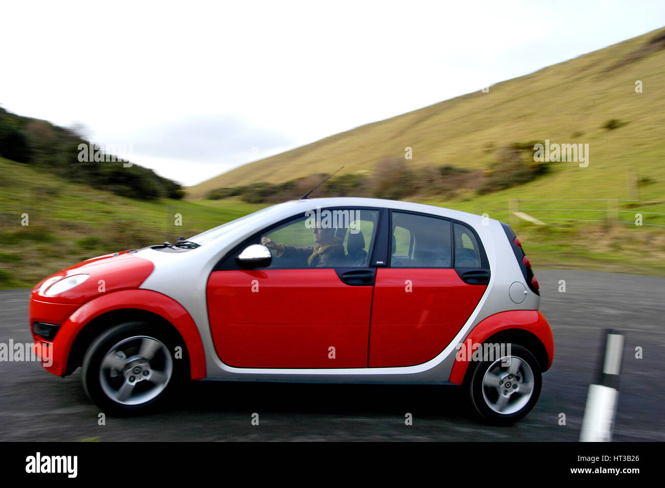 Red smart forfour hi-res stock photography and images - Alamy