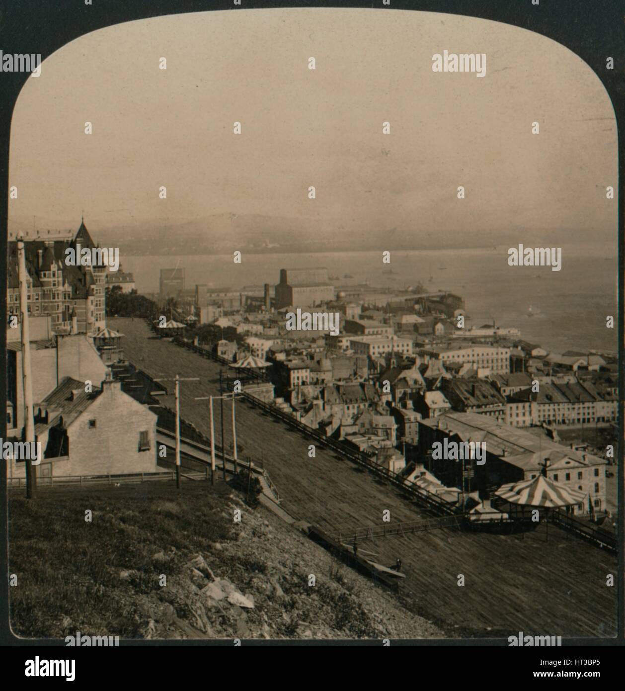 Dufferin terrace rooftop hi-res stock photography and images - Alamy