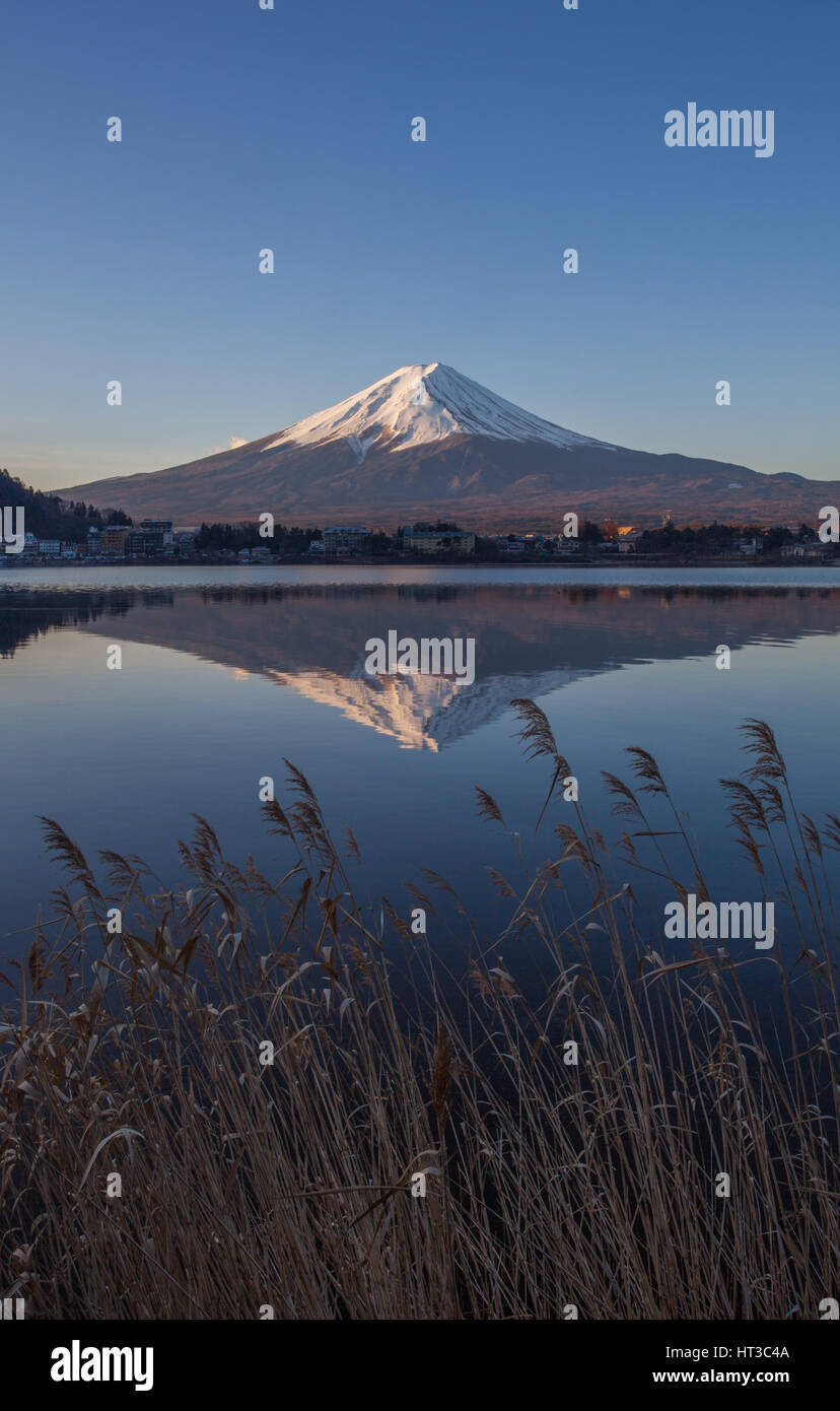 Fuji water hi-res stock photography and images - Alamy