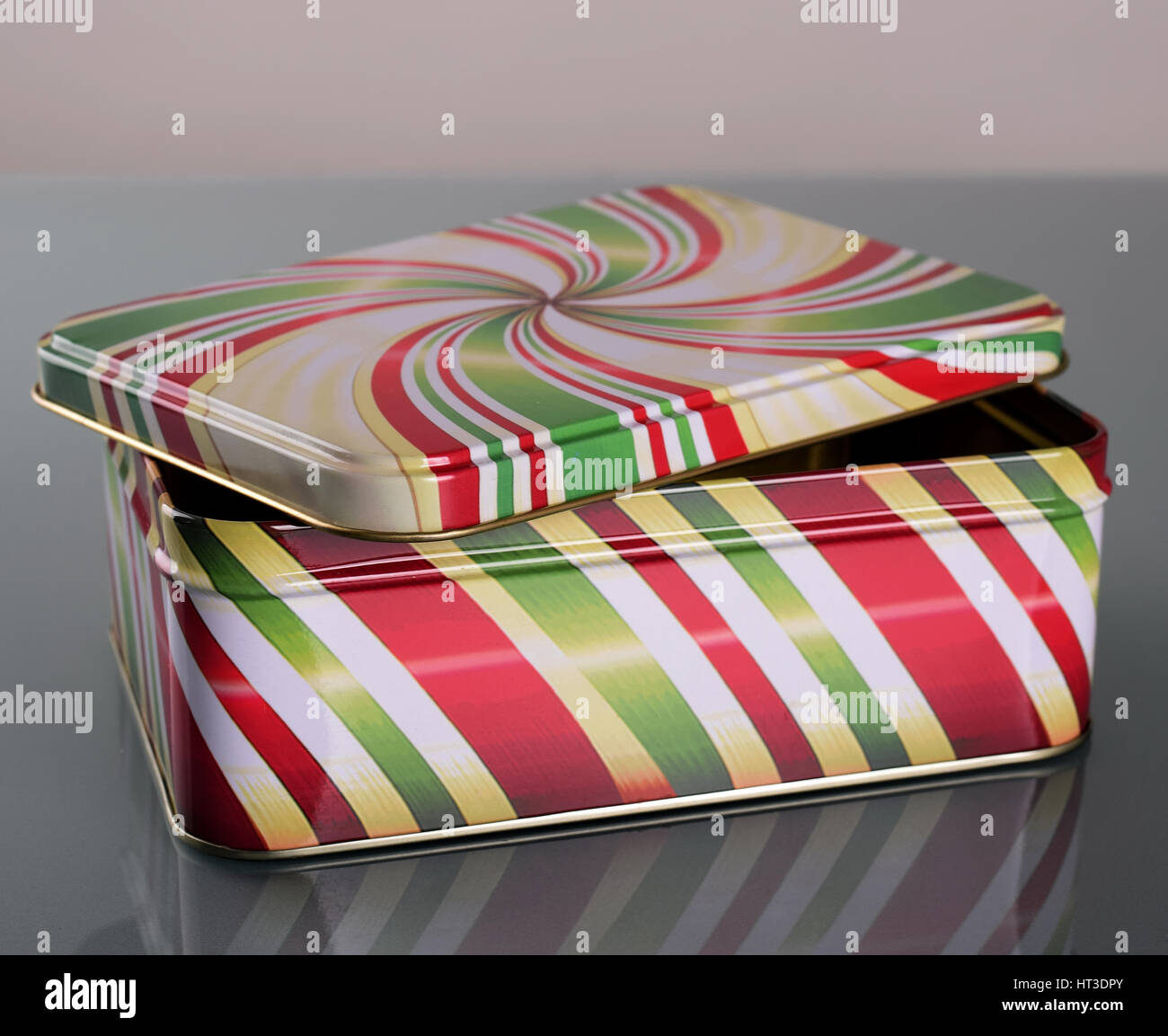 Retro colorfull box with lid Stock Photo - Alamy