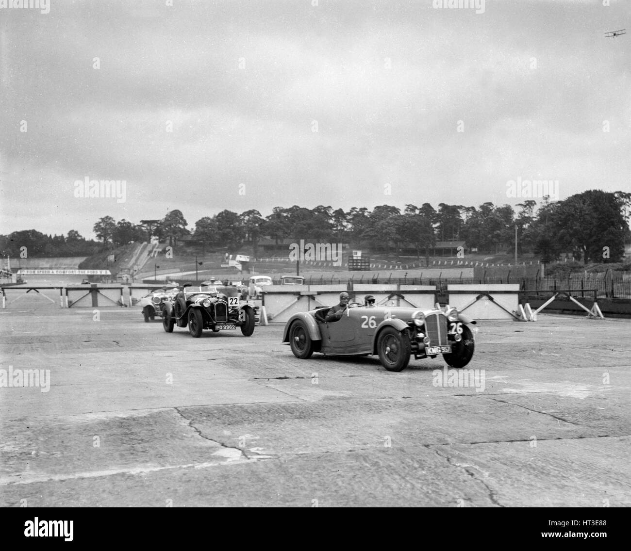 1930s female motor racing driver hi-res stock photography and images ...