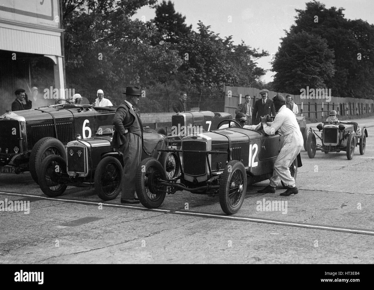 Minerva, Austin and Alvis at the start of an Inter-Club Meeting ...
