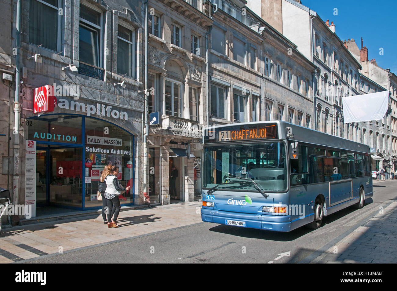 French bus hi-res stock photography and images - Alamy