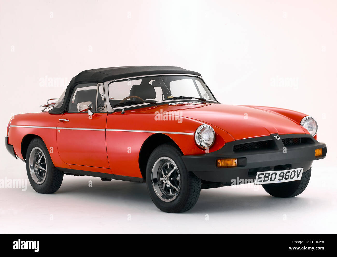 Mgb roadster 1980 hi-res stock photography and images - Alamy
