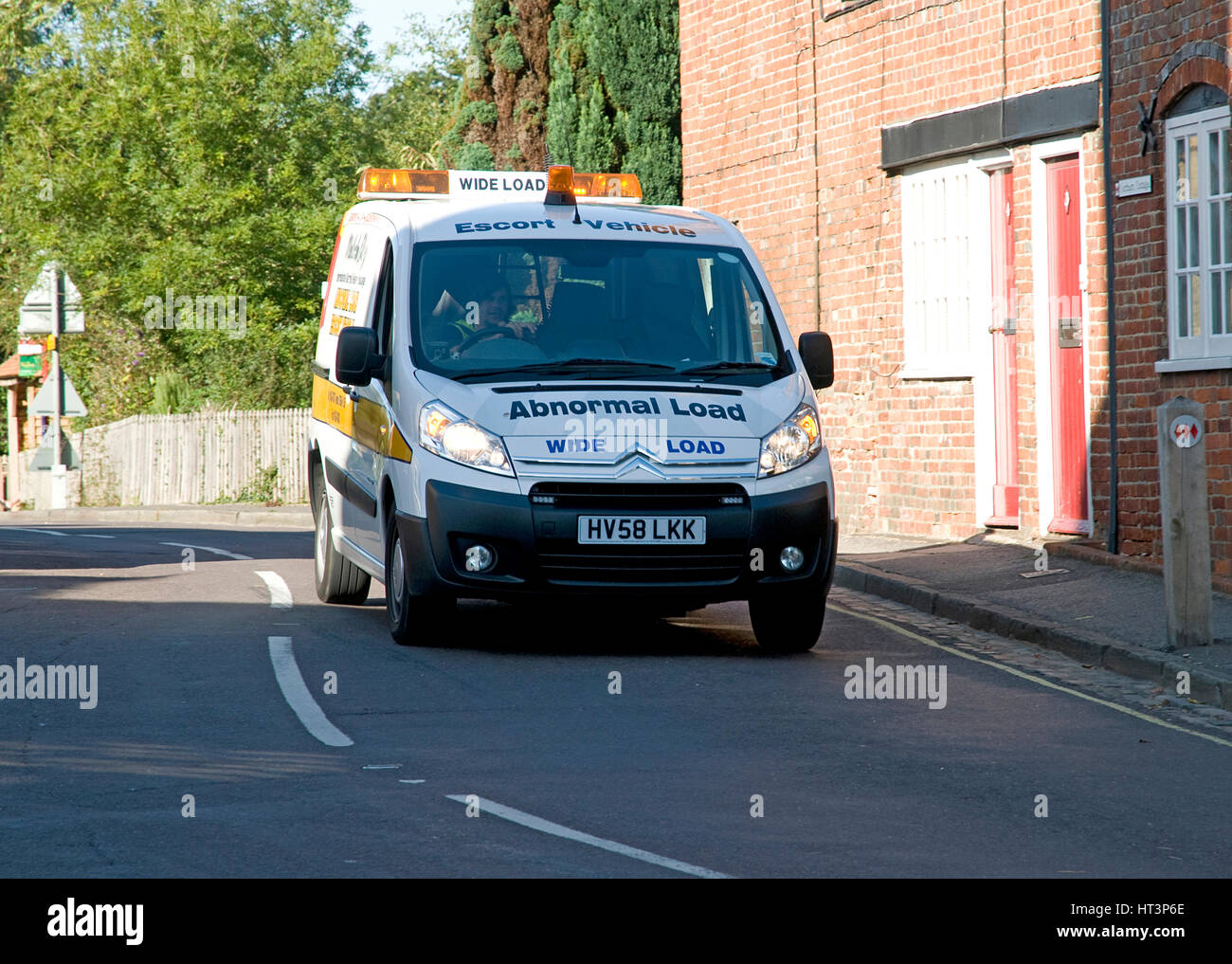 Abnormal load hi-res stock photography and images - Alamy