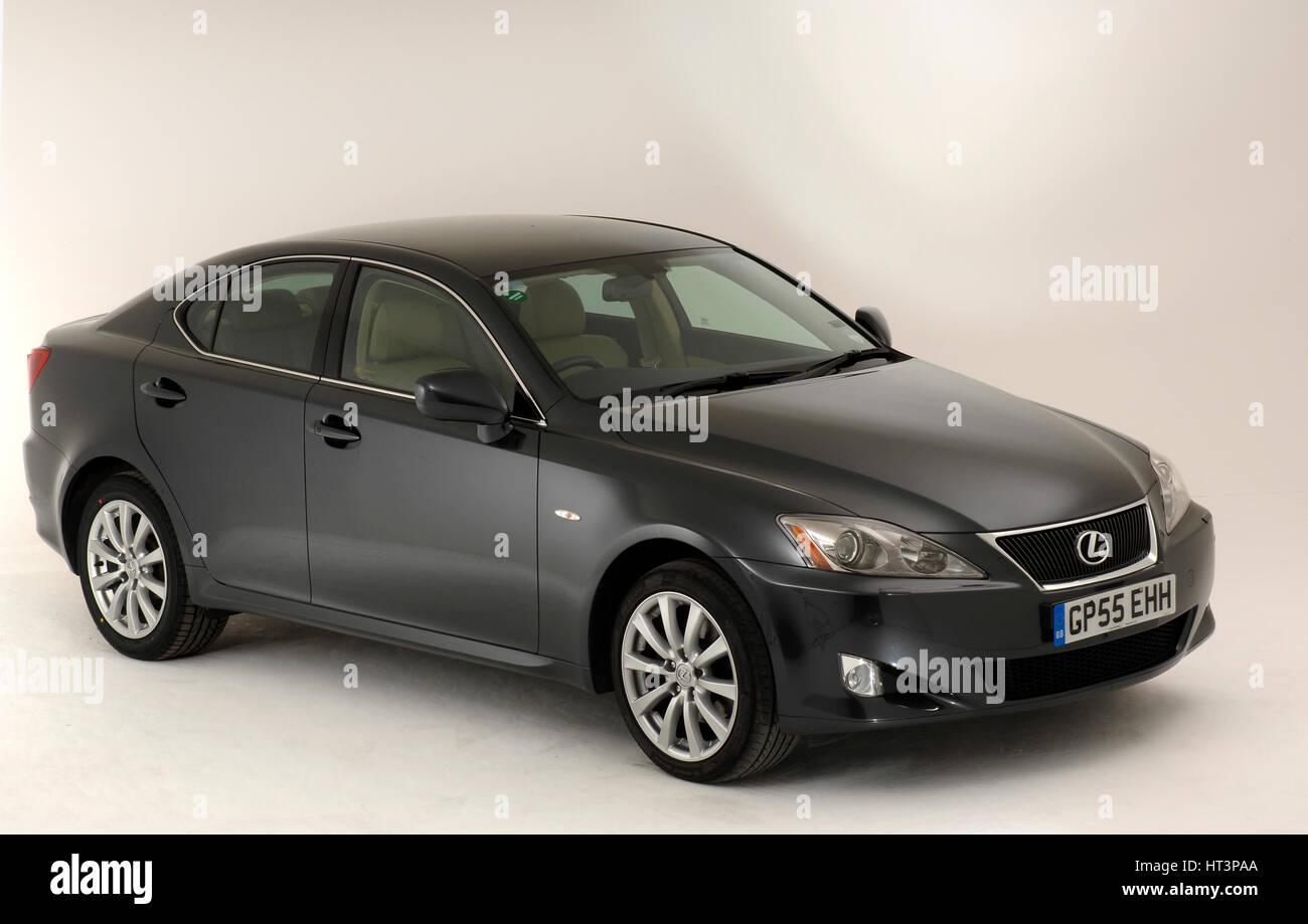 Lexus is 220d hi-res stock photography and images - Alamy