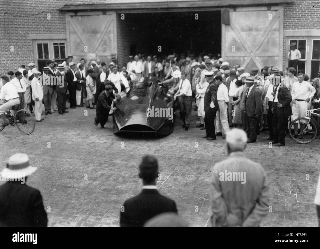 Sunbeam 1000hp World Land Speed Record Attempt At Daytona 1927 Artist sunbeam-1000hp-world-land-speed-record-attempt-at-daytona-1927-artist