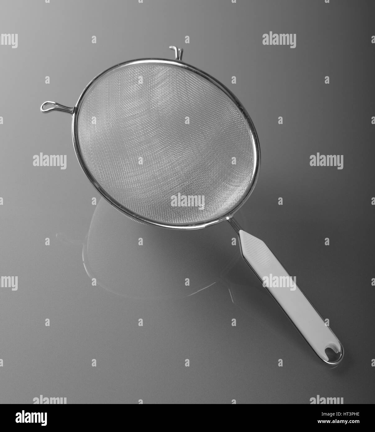 Tea strainer small sieve handle hi-res stock photography and images - Alamy