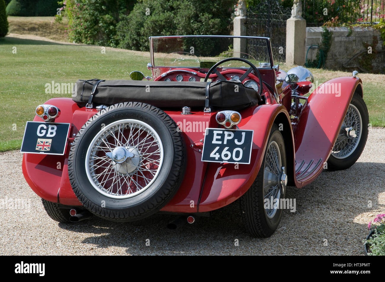 Ss 100 hi-res stock photography and images - Alamy