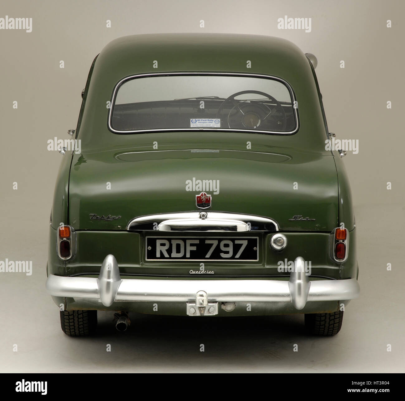 1950s ford zephyr saloon hi-res stock photography and images - Alamy