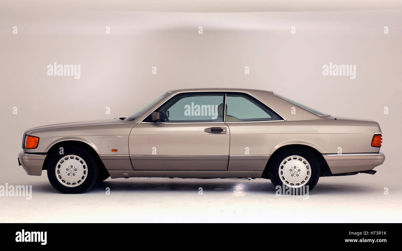 Mercedes benz car 1990 hi-res stock photography and images - Alamy
