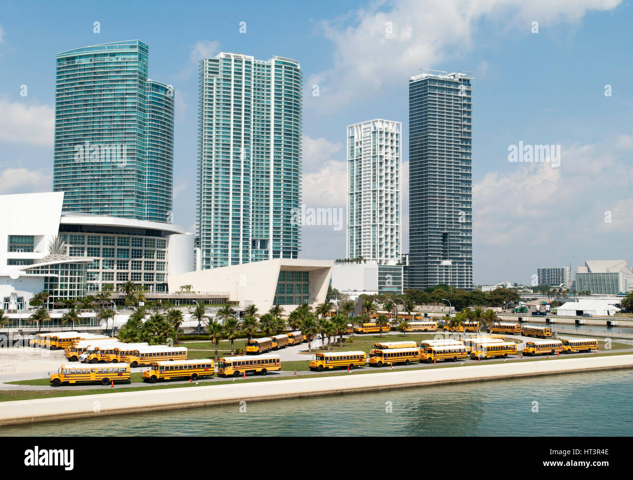 Many buses parked the little park in Miami downtown (Florida Stock ...