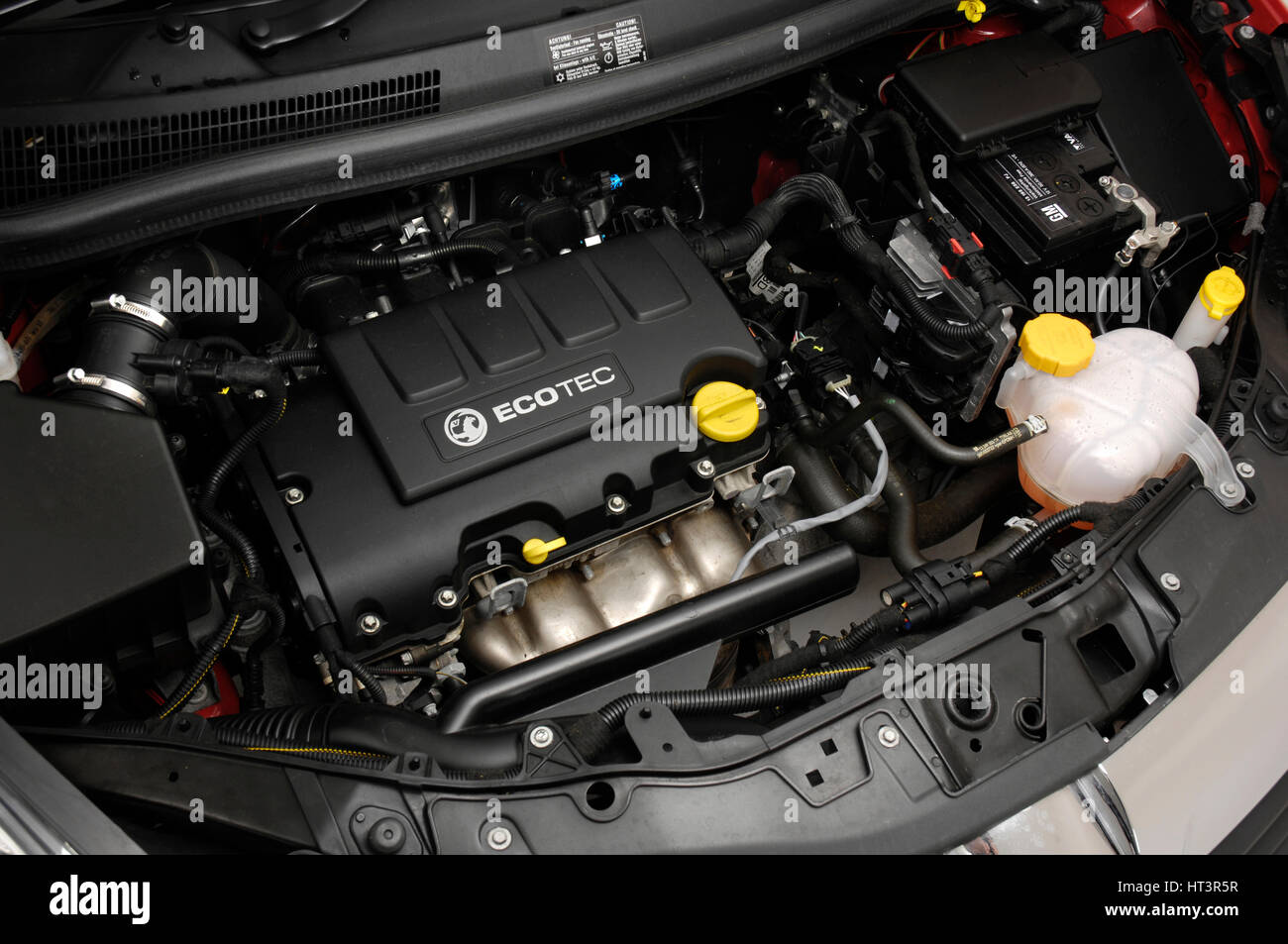 Vauxhall engine hi-res stock photography and images - Alamy
