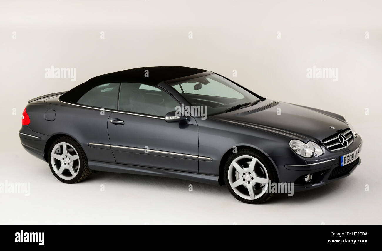 Mercedes benz clk convertible hi-res stock photography and images - Alamy