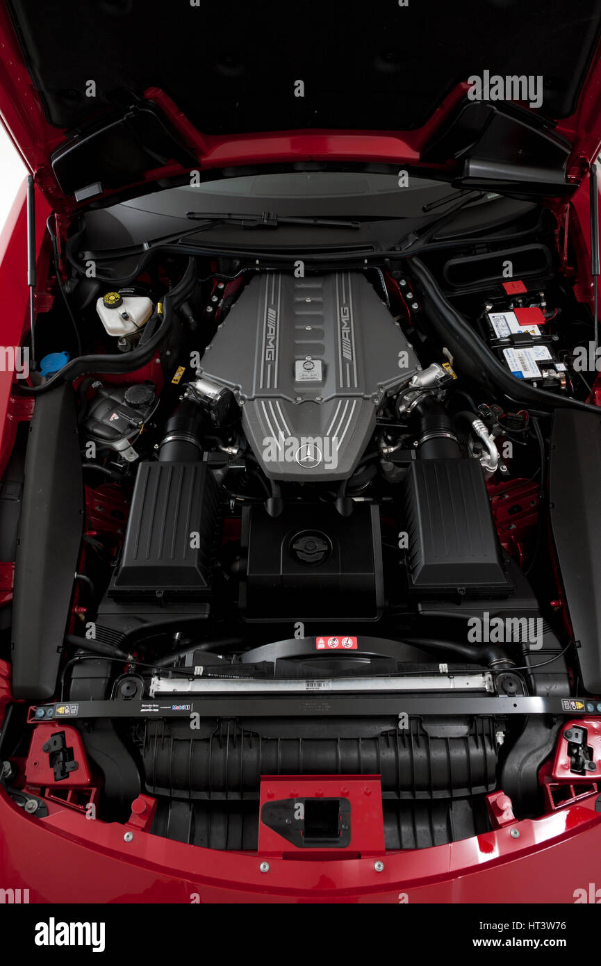 Mercedes amg sls engine car hi-res stock photography and images - Alamy