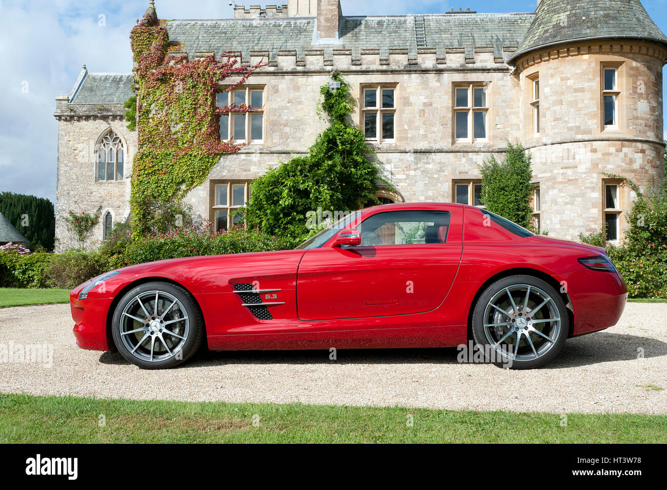 Mercedes amg side profile hi-res stock photography and images - Alamy