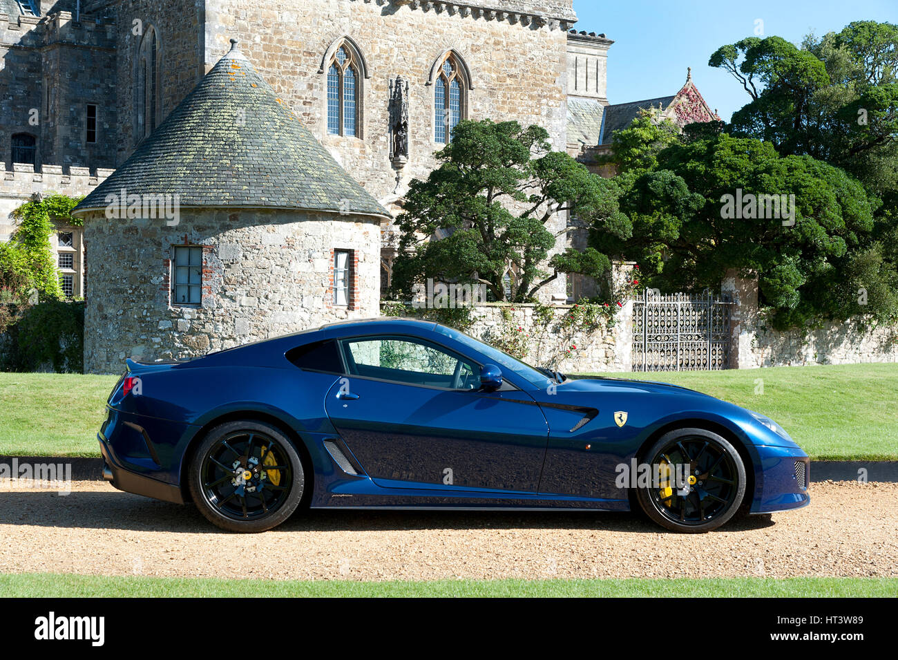 Ferrari side profile hi-res stock photography and images - Alamy