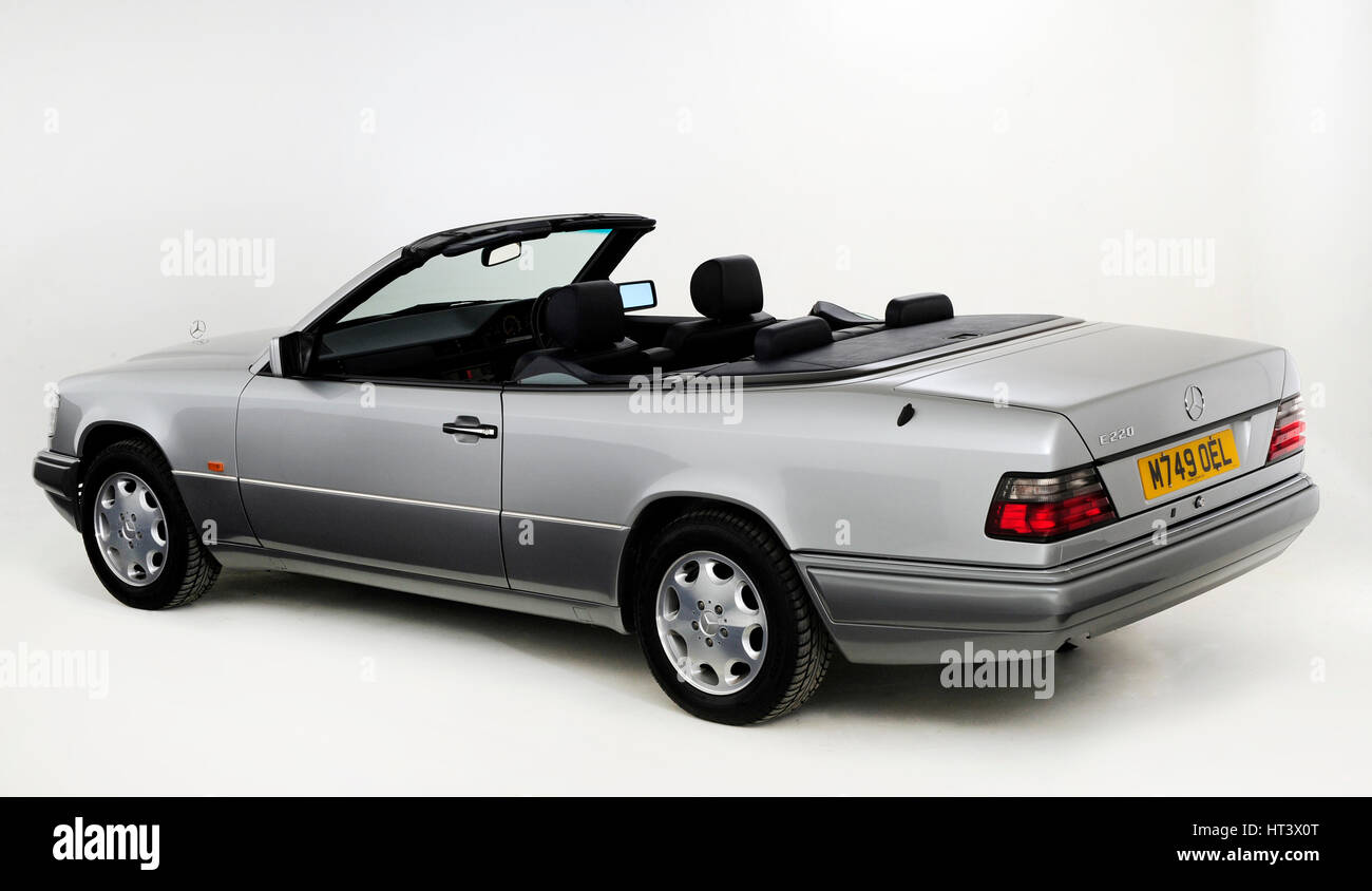 Mercedes e class cabriolet hi-res stock photography and images - Alamy