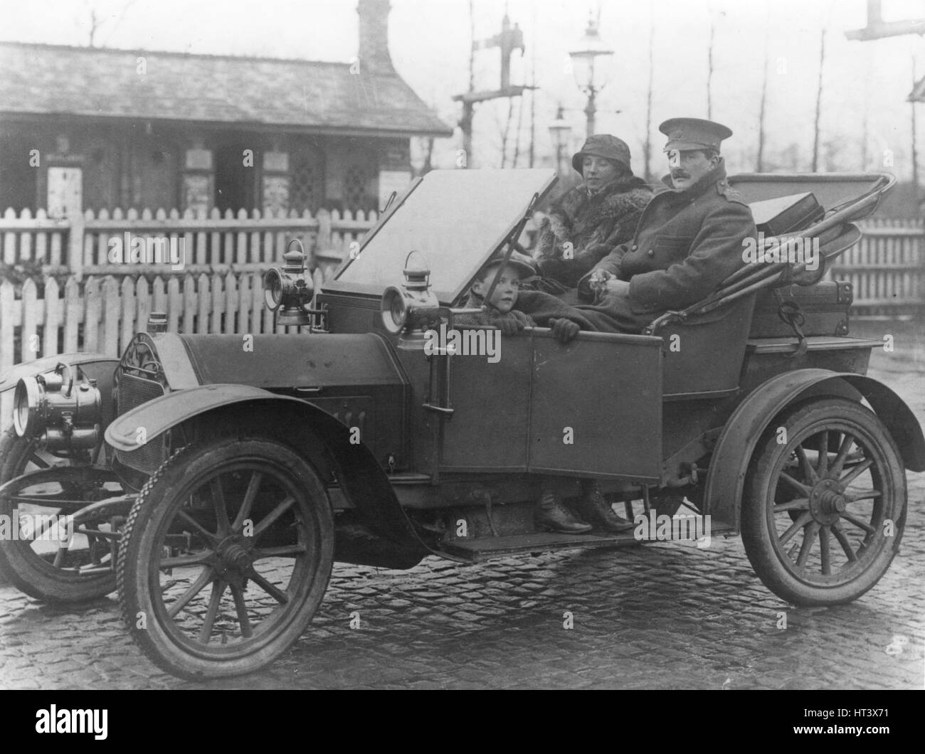 1912 Belsize 10-12 hp Artist: Unknown Stock Photo - Alamy