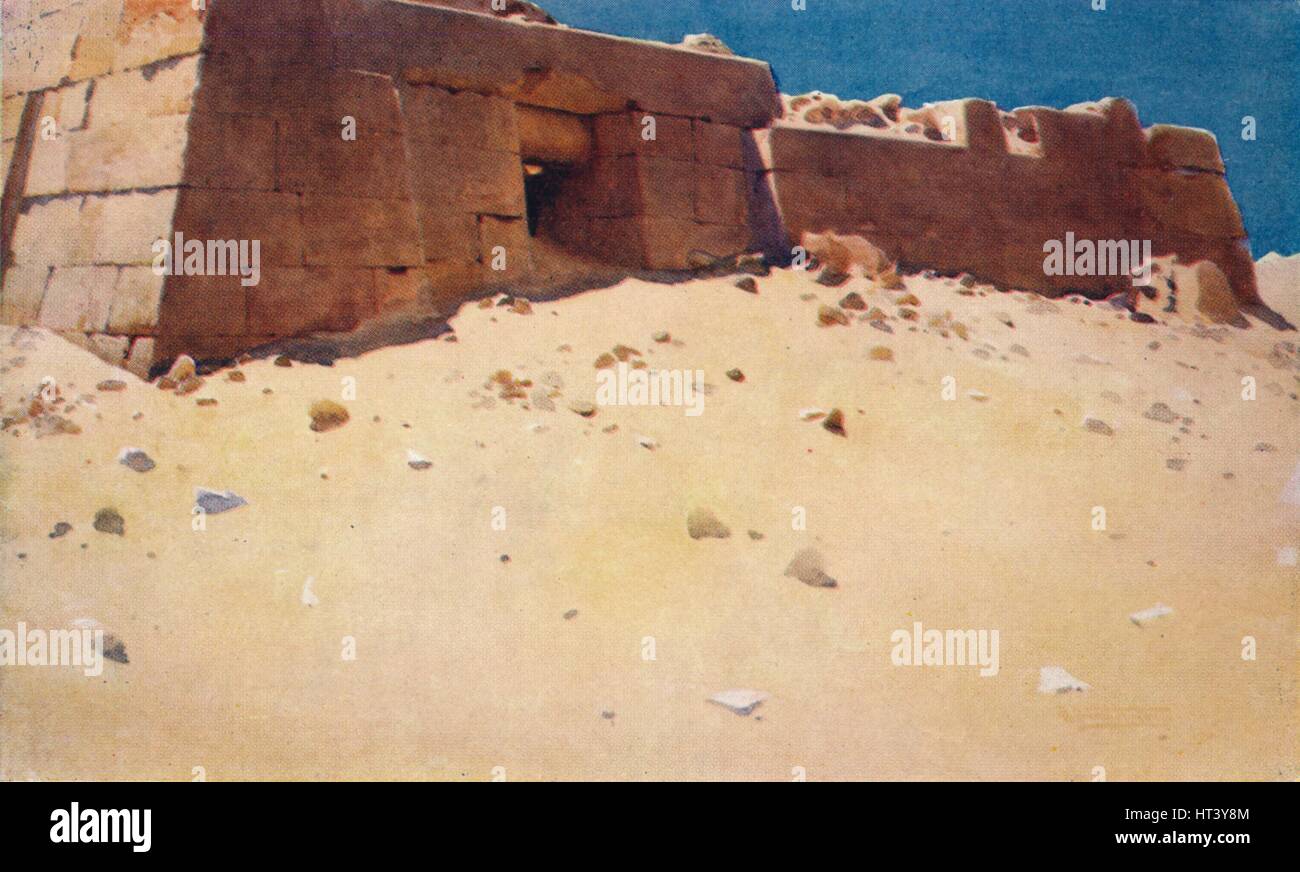 Second pyramid hi-res stock photography and images - Alamy
