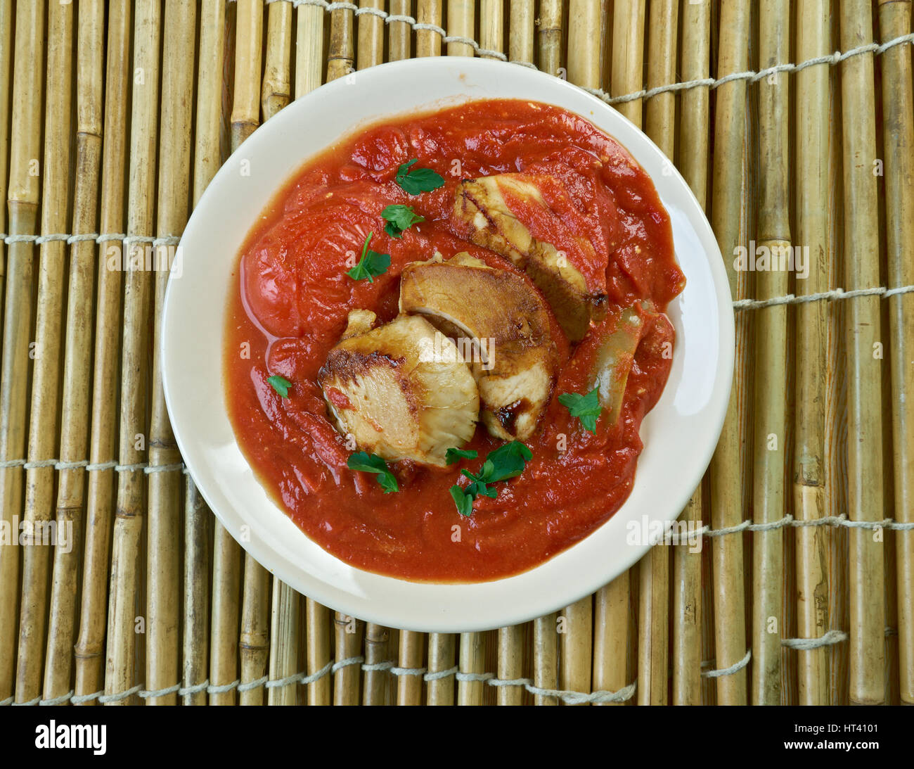 Kaeng Phed Ped Yang - Roasted Duck Curry Stock Photo - Alamy