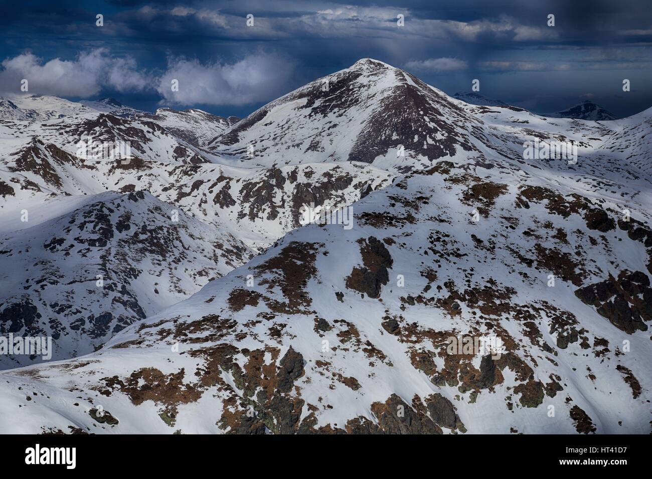 Sar sharr mountains malet sharrit hi-res stock photography and images ...