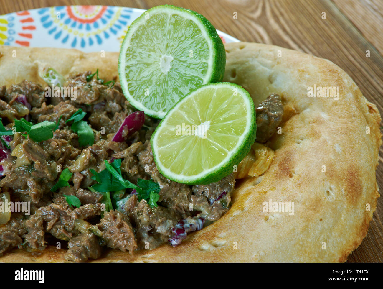 alambre mexicano - popular Mexican dish consisting of grilled beef ...