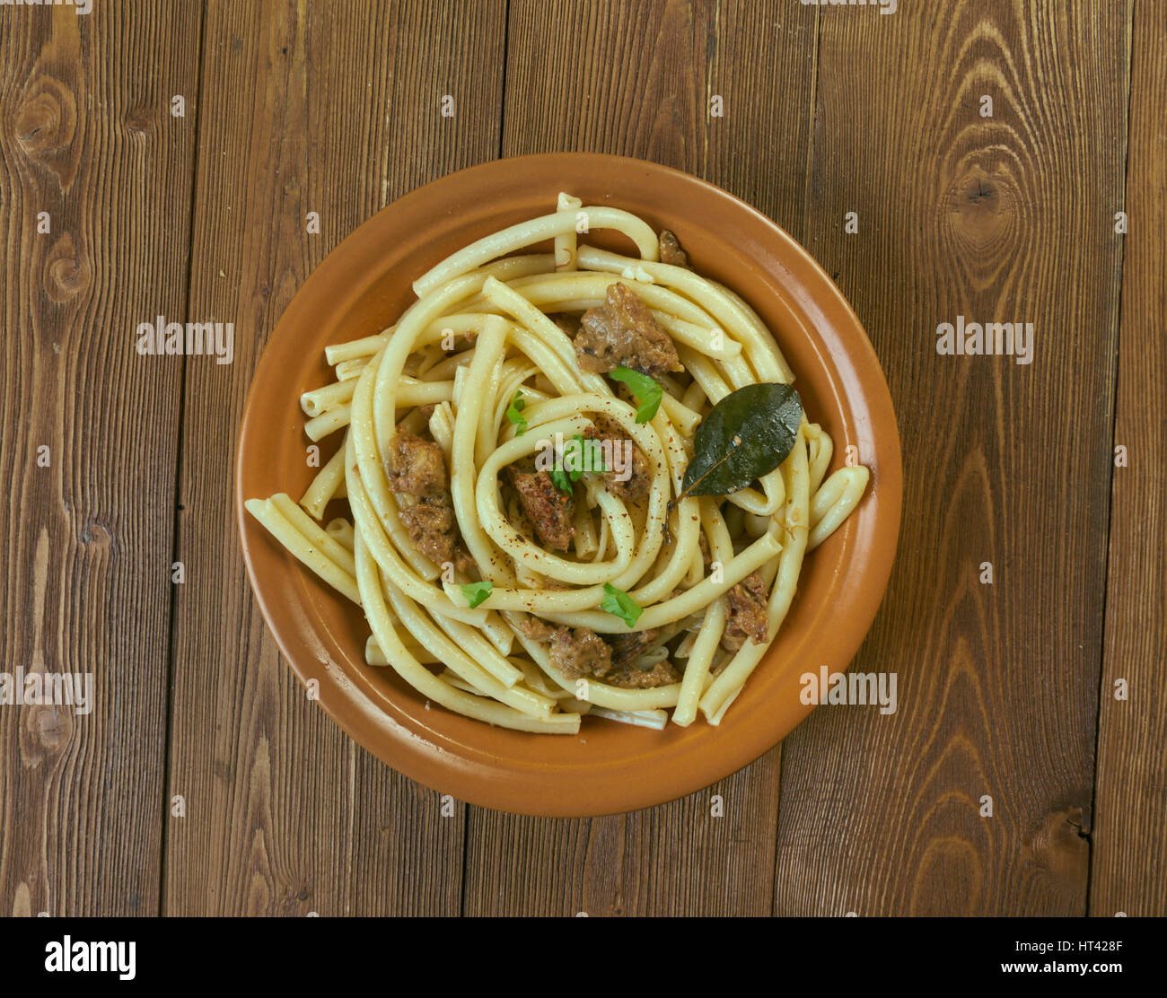 makarony po flotski - Soviet version Maccheroni with beef and spices ...