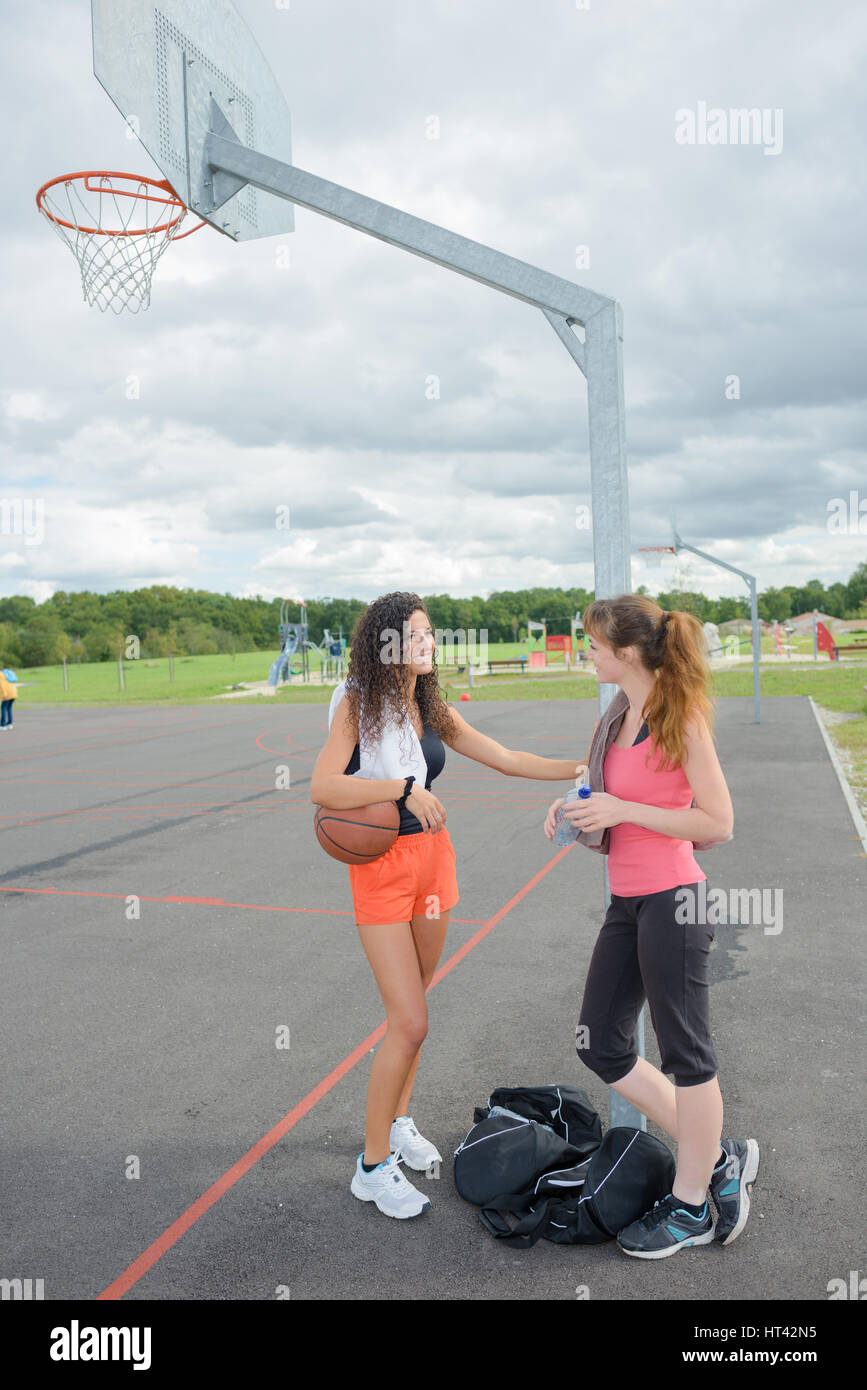 Women basketball college hi-res stock photography and images - Alamy