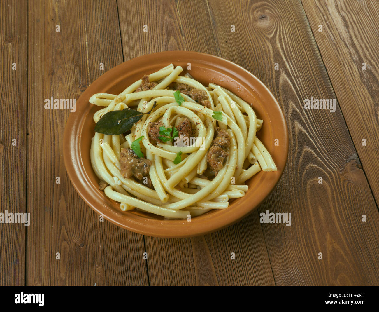 makarony po flotski - Soviet version Maccheroni with beef and spices ...