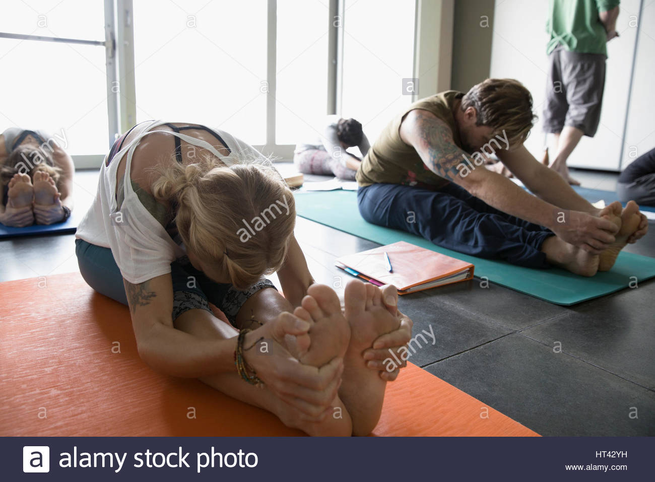 Seated fold hi-res stock photography and images - Alamy