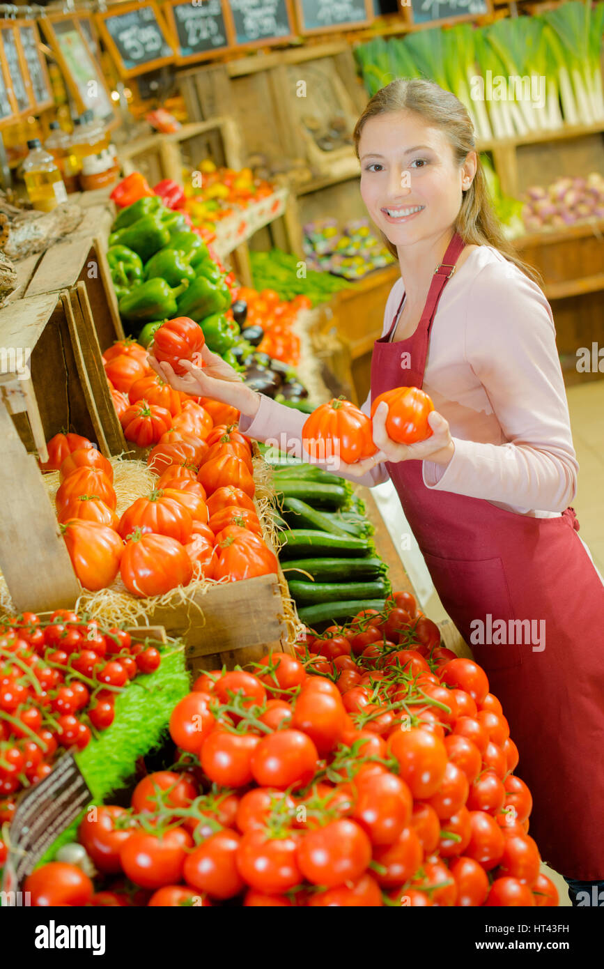 Fresh produce handling hi-res stock photography and images - Alamy