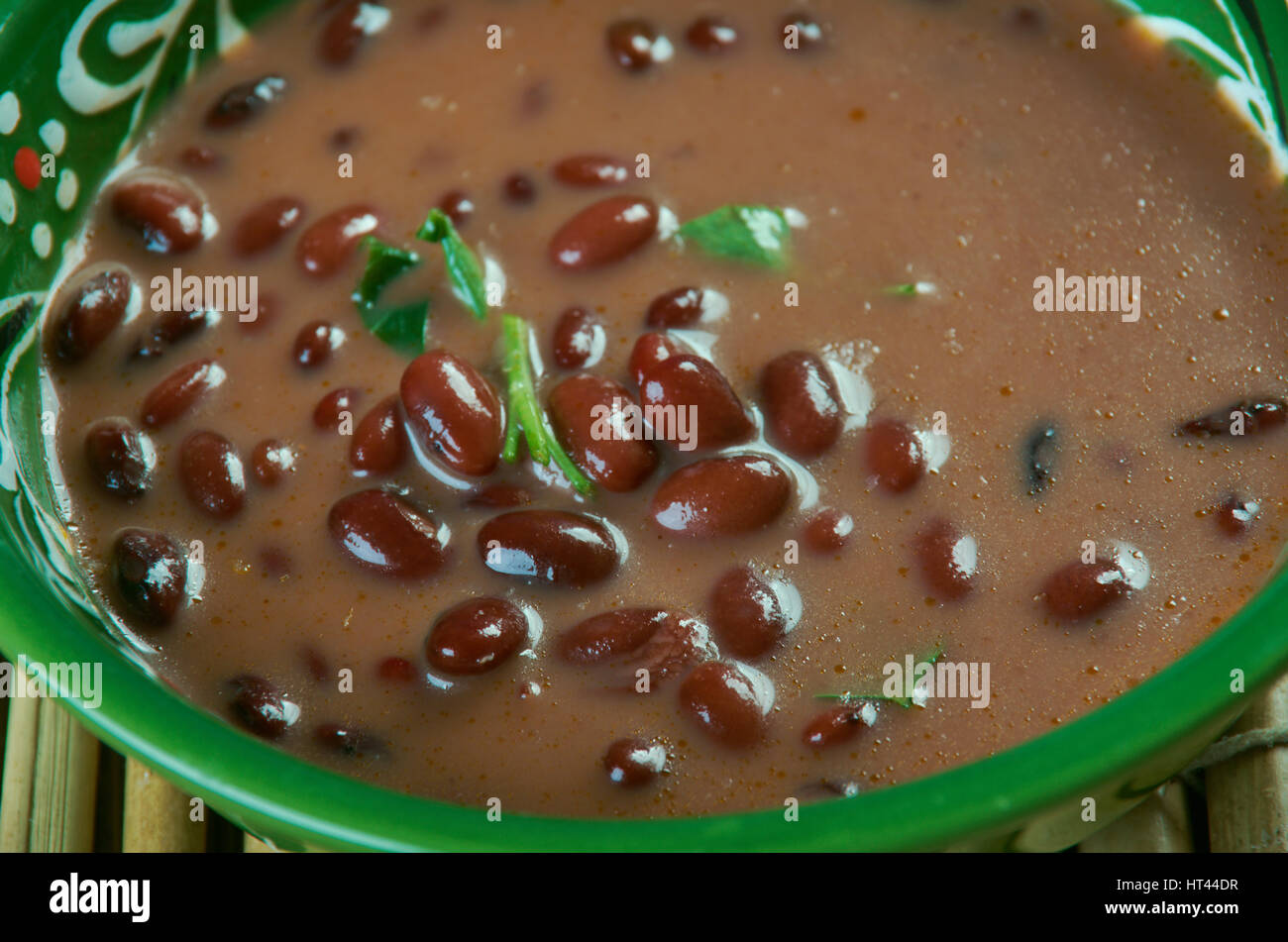 Ugali na Maharage ya nazi, national dish of Tanzania - Kidney Beans in ...