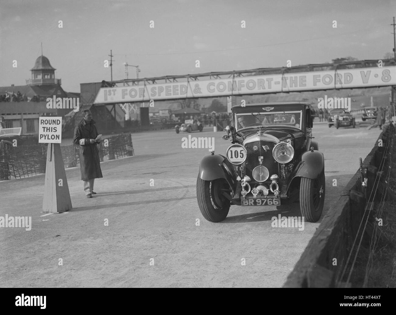 6.5 litre Bentley saloon competing in the JCC Rally, Brooklands, Surrey ...