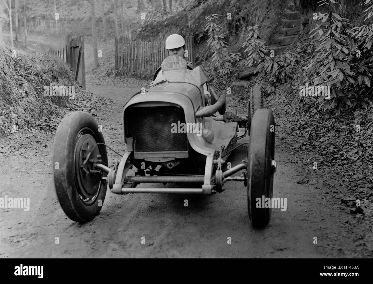 Charles Mortimer driving an offset-bodied single-seater MG KN Special ...