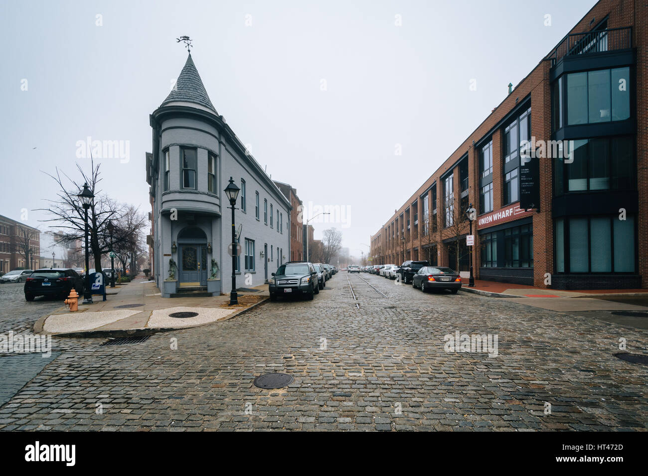Baltimore streets hi-res stock photography and images - Alamy