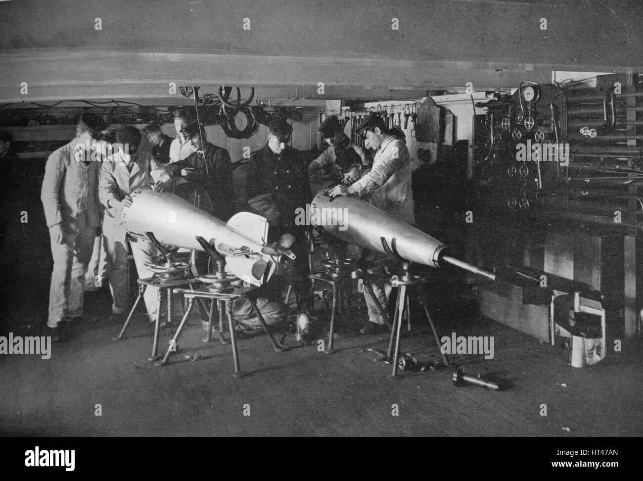 Torpedo wwi hi-res stock photography and images - Alamy