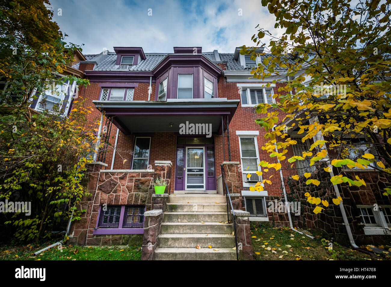 Row houses in Remington, Baltimore, Maryland Stock Photo - Alamy