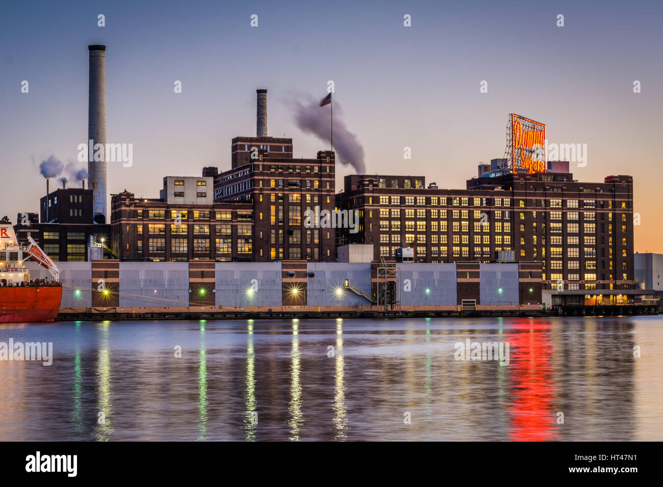 The Domino Sugars Factory, in Baltimore, Maryland Stock Photo - Alamy